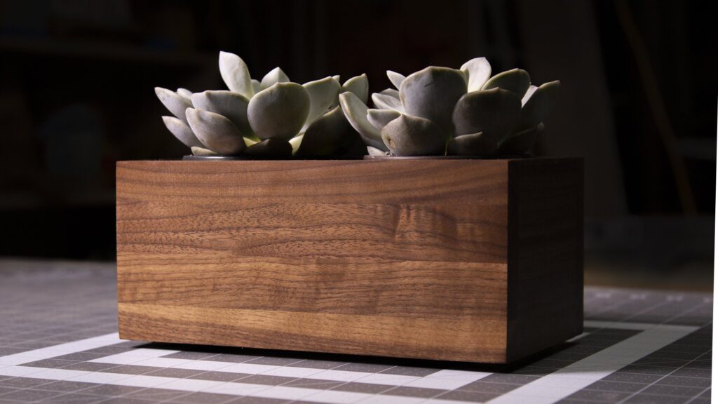 Scrap Metal Junk Holder - Hey Im a Maker